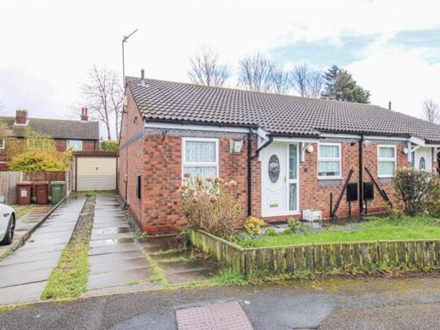 2 Bedroom Bungalow North Yorkshire North Yorkshire LS101316272