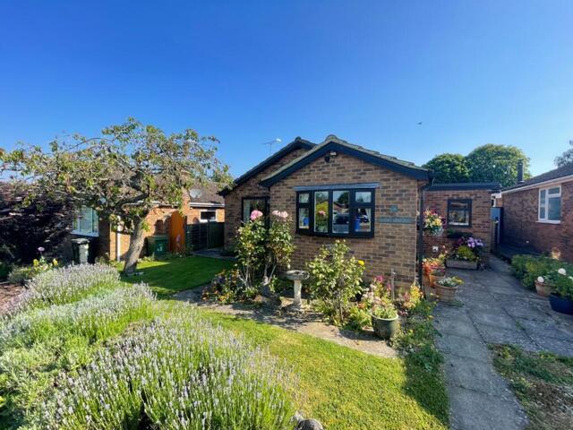 2 Bedroom Bungalow Northamptonshire Northamptonshire LS90491864