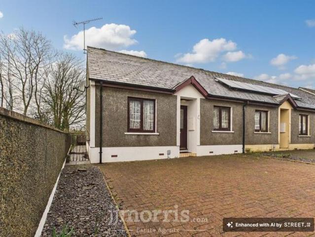 2 Bedroom Bungalow Narberth Pembrokeshire LS101674722