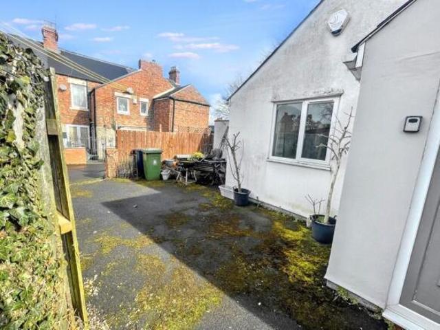 2 Bedroom Bungalow Newcastle Gateshead 101678893