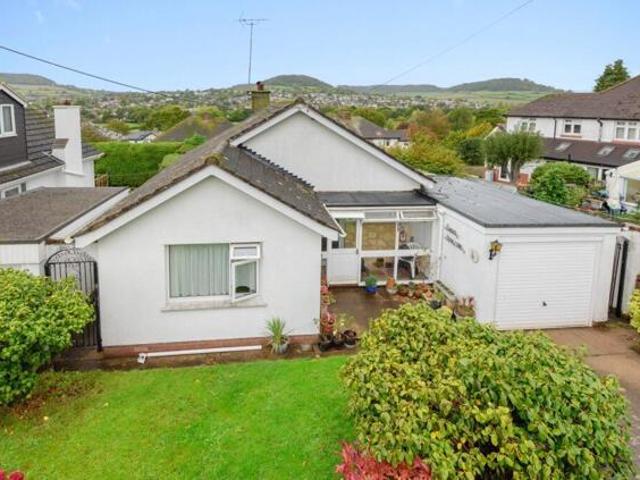 2 Bedroom Bungalow Sidmouth Devon 99840572