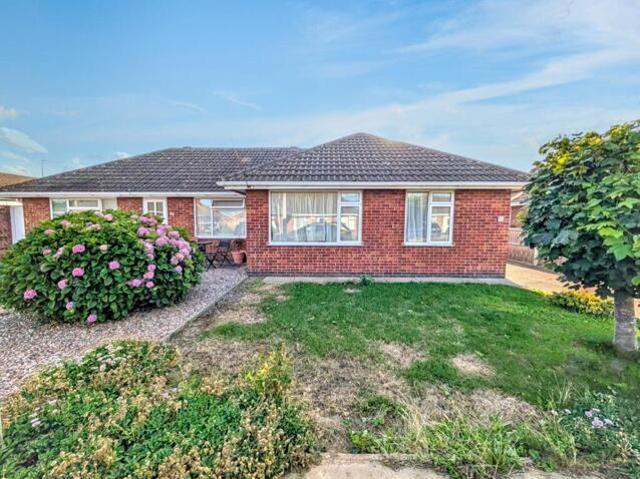 2 Bedroom Bungalow Skegness Lincolnshire LS98503747