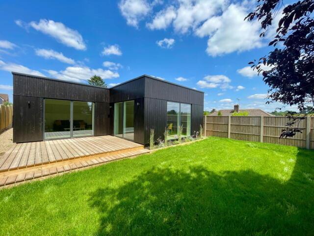 2 Bedroom Bungalow Surrey Great London LS100649223