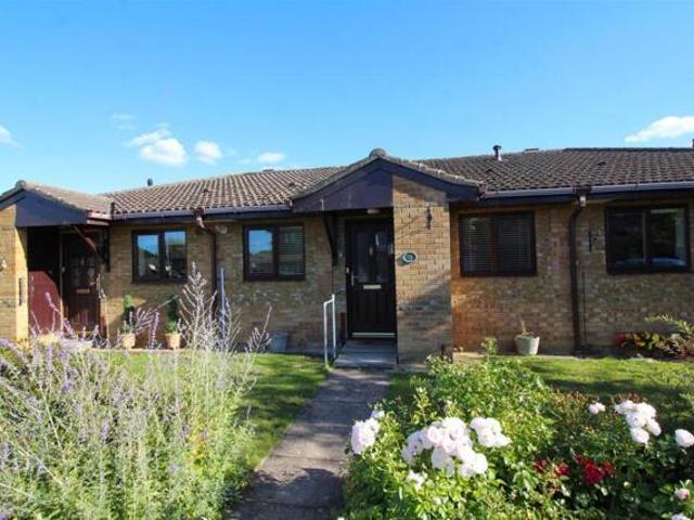 2 Bedroom Bungalow Peterborough Cambridgeshire LS98687694