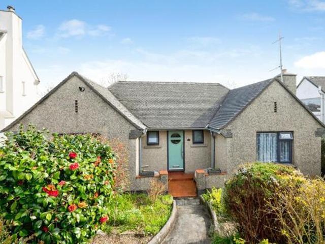 2 Bedroom Bungalow Penzance Cornwall 101100215