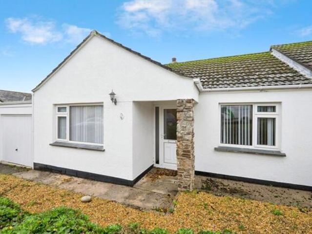 2 Bedroom Bungalow Penzance Cornwall 99092801