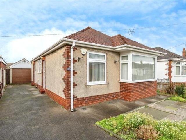 2 Bedroom Bungalow Prestatyn Denbighshire 99290372