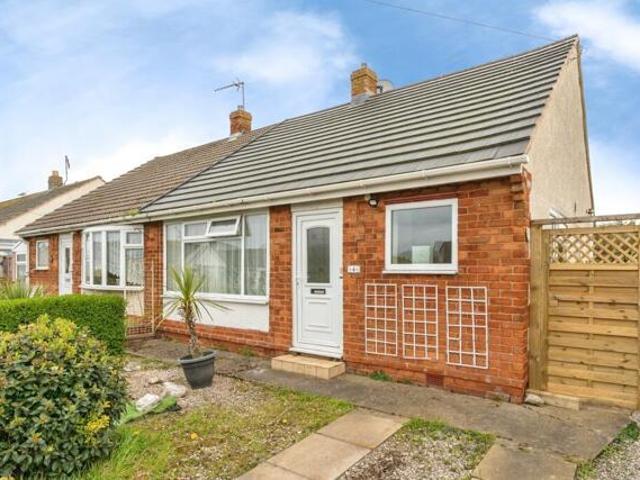 2 Bedroom Bungalow Prestatyn Denbighshire LS101316430