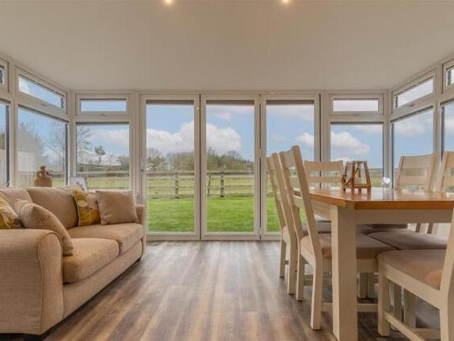 2 Bedroom Bungalow Priors Marston Priors Marston 100502850
