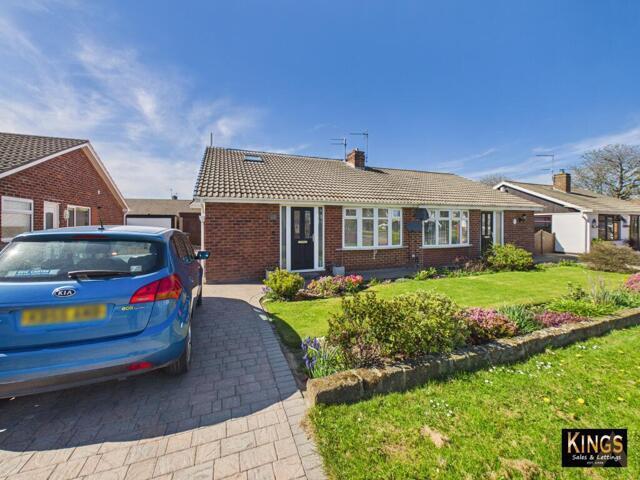 2 Bedroom Bungalow Redcar Durham 101677698