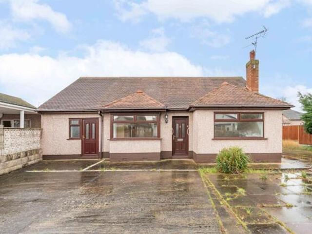 2 Bedroom Bungalow Rhyl Denbighshire 101892174