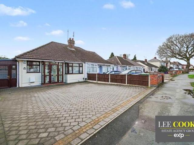 2 Bedroom Bungalow Wolverhampton Wolverhampton LS100684846