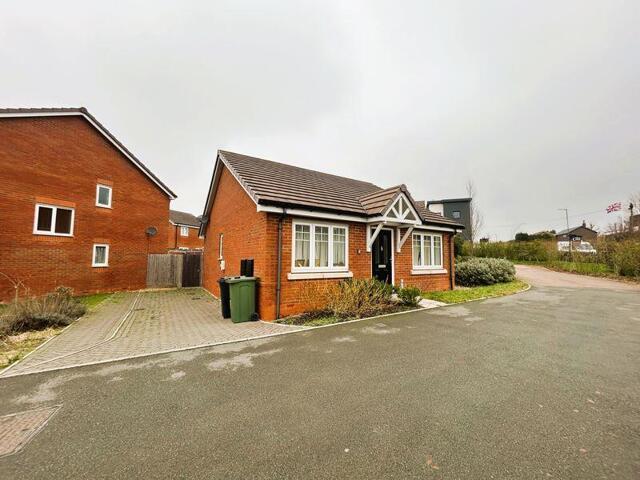 2 Bedroom Bungalow Walsall West Midlands LS98834312