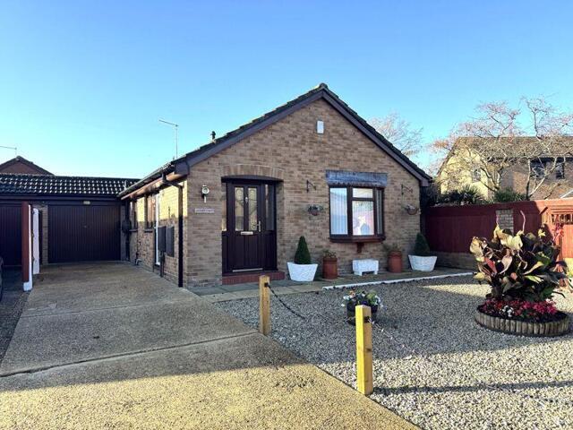 2 Bedroom Bungalow Wareham Dorset 98262960