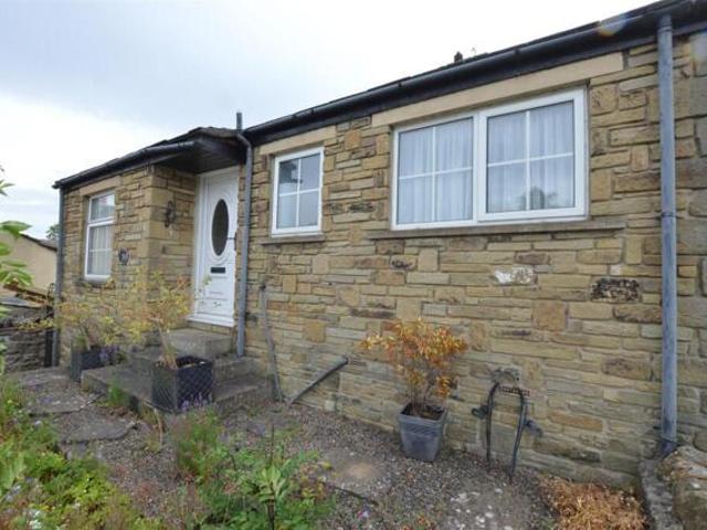 2 Bedroom Bungalow West Witton North Yorkshire 98718074