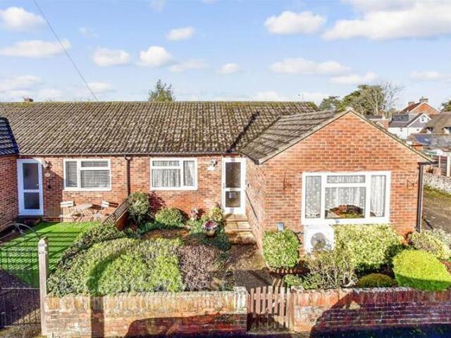 2 Bedroom Bungalow Westbourne Westbourne LS99608224
