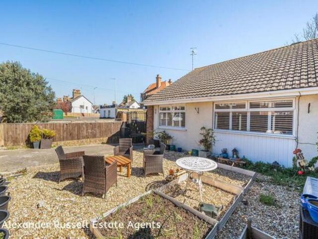 2 Bedroom Bungalow Westgate Kent LS101100242
