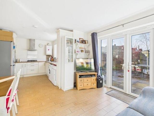 2 Bedroom Bungalow Wing Central Bedfordshire 100096890