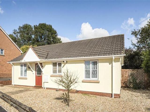 2 Bedroom Bungalow Winkleigh Winkleigh 101025379