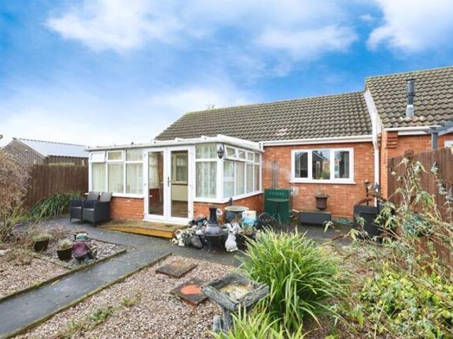 2 Bedroom Bungalow Wisbech St. Mary Wisbech St. Mary LS100502914