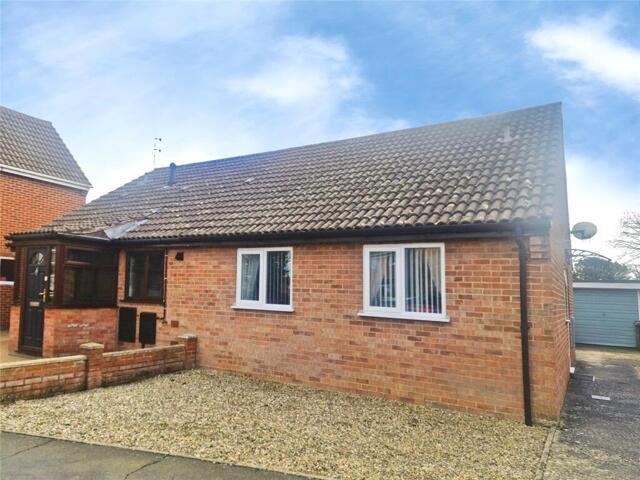 2 Bedroom Bungalow Wymondham Norfolk LS101200197