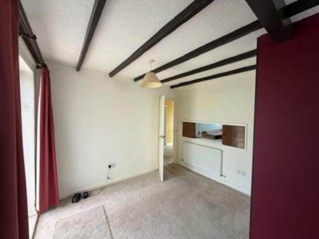 2 bedroom Bungalow To Let