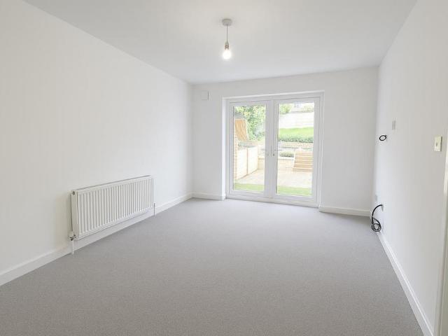 2 bedroom bungalow to rent