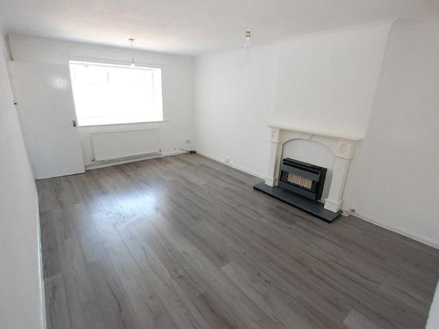 2 bedroom bungalow to rent