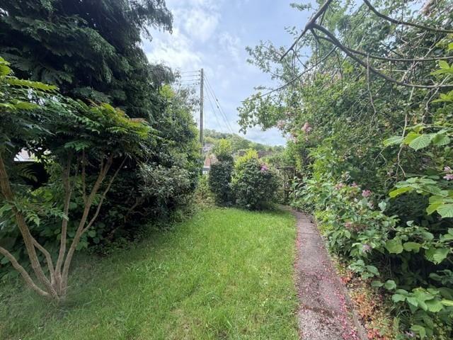 2 bedroom bungalow to rent
