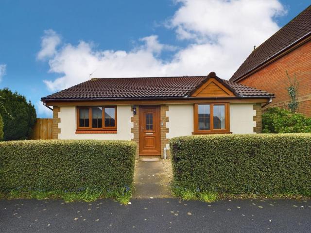 2 bedroom bungalow to rent