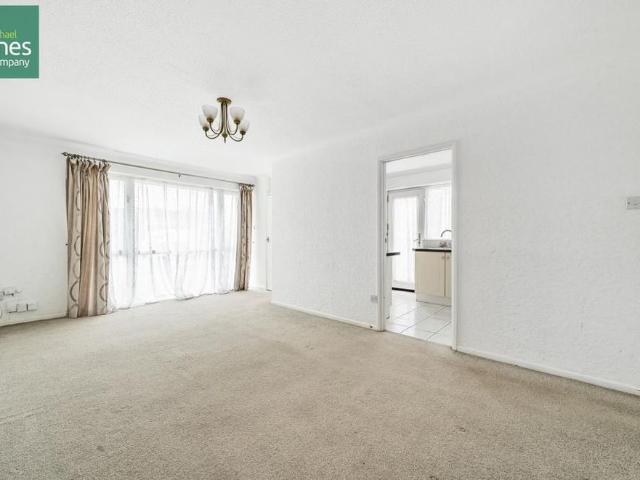 2 bedroom bungalow to rent