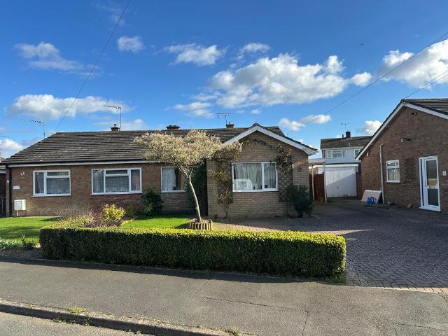2 bedroom bungalow to rent