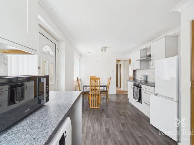 2 bedroom bungalow to rent