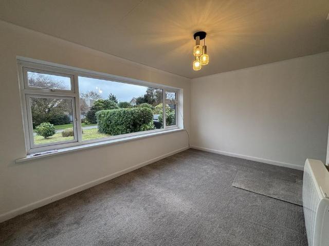 2 bedroom bungalow to rent