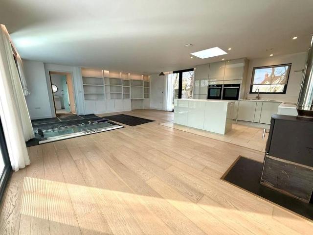 2 bedroom bungalow to rent
