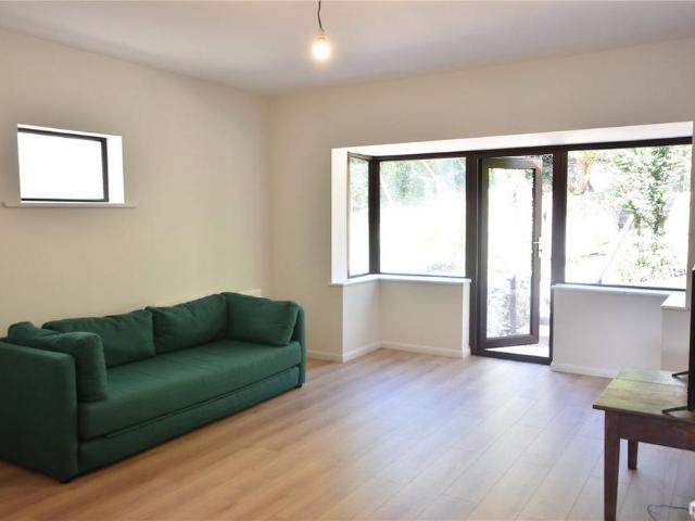 2 bedroom bungalow to rent