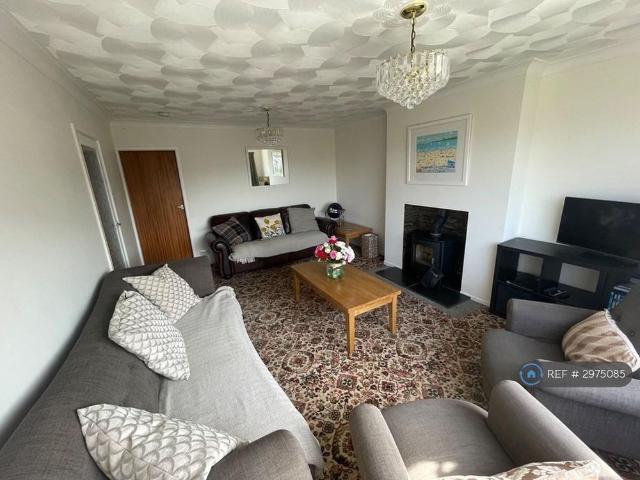 2 bedroom bungalow to rent