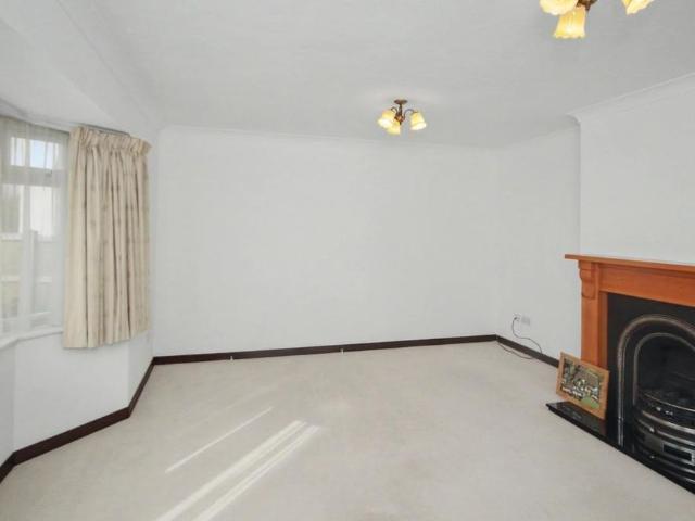 2 bedroom bungalow to rent