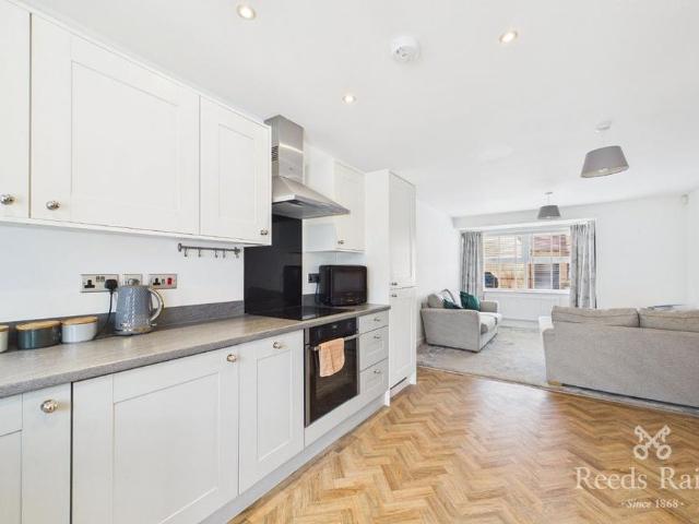 2 bedroom bungalow to rent