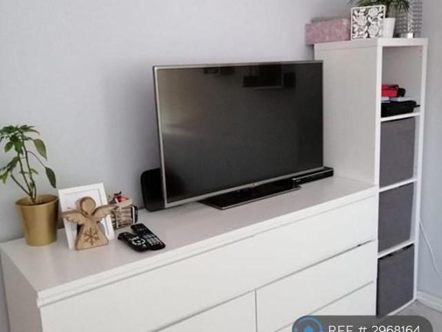 2 bedroom bungalow to rent