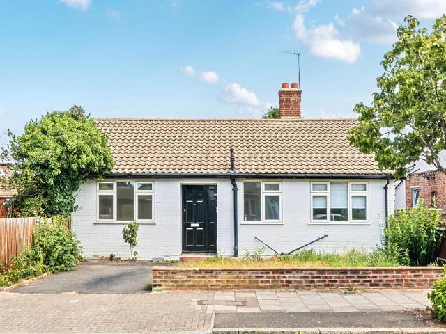 2 bedroom bungalow to rent