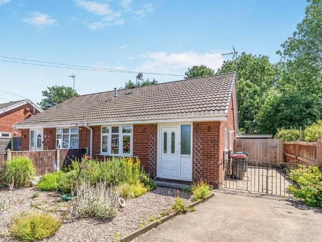 2 bedroom bungalow to rent