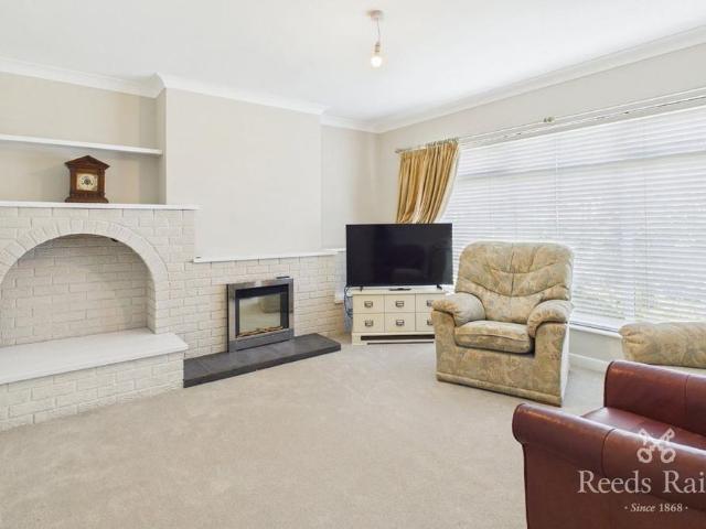 2 bedroom bungalow to rent