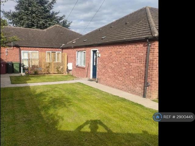 2 bedroom bungalow to rent