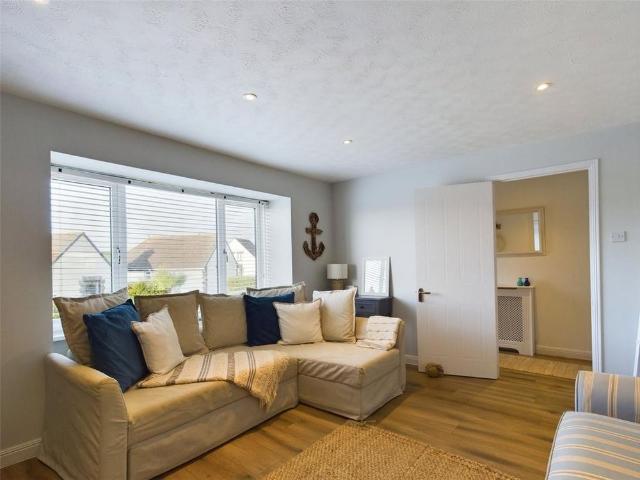 2 bedroom bungalow to rent