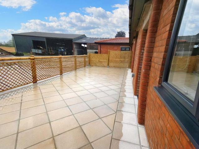 2 bedroom bungalow to rent