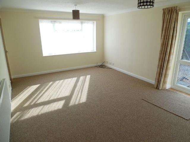 2 bedroom bungalow to rent