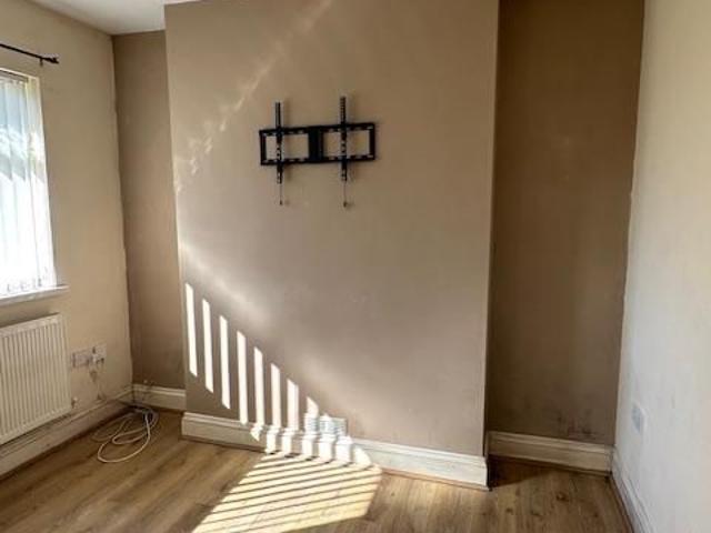 2 bedroom bungalow to rent