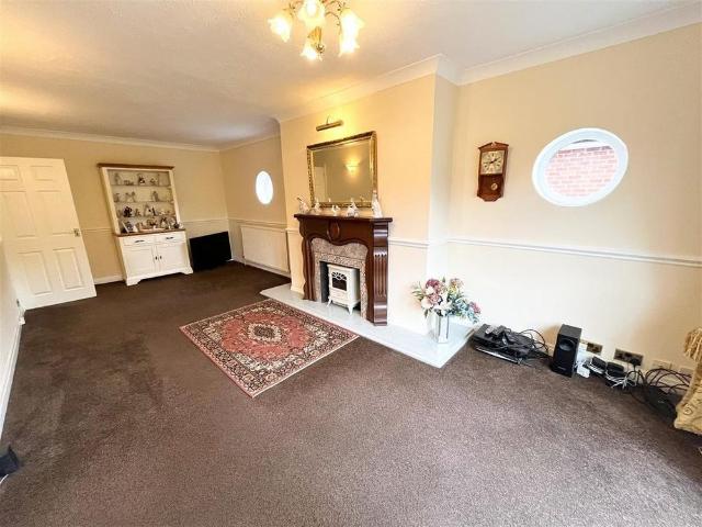 2 bedroom bungalow to rent
