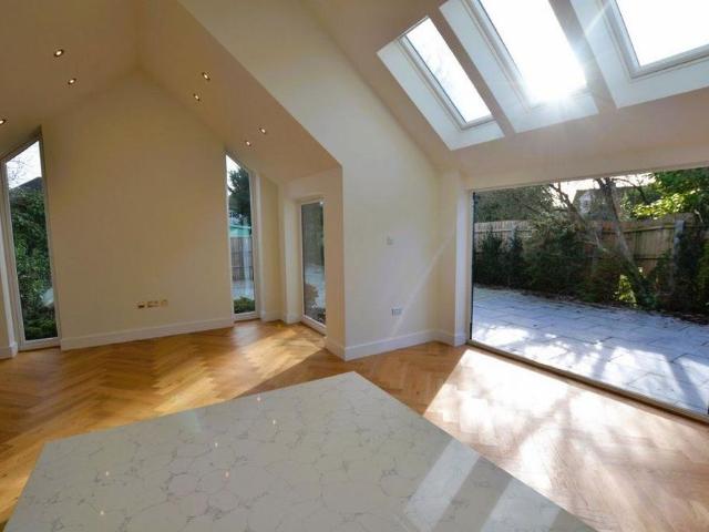 2 bedroom bungalow to rent